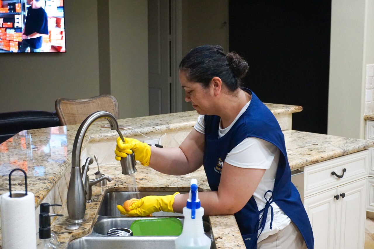 House Maids & Commercial Cleaning Services | Best in Houston Tx